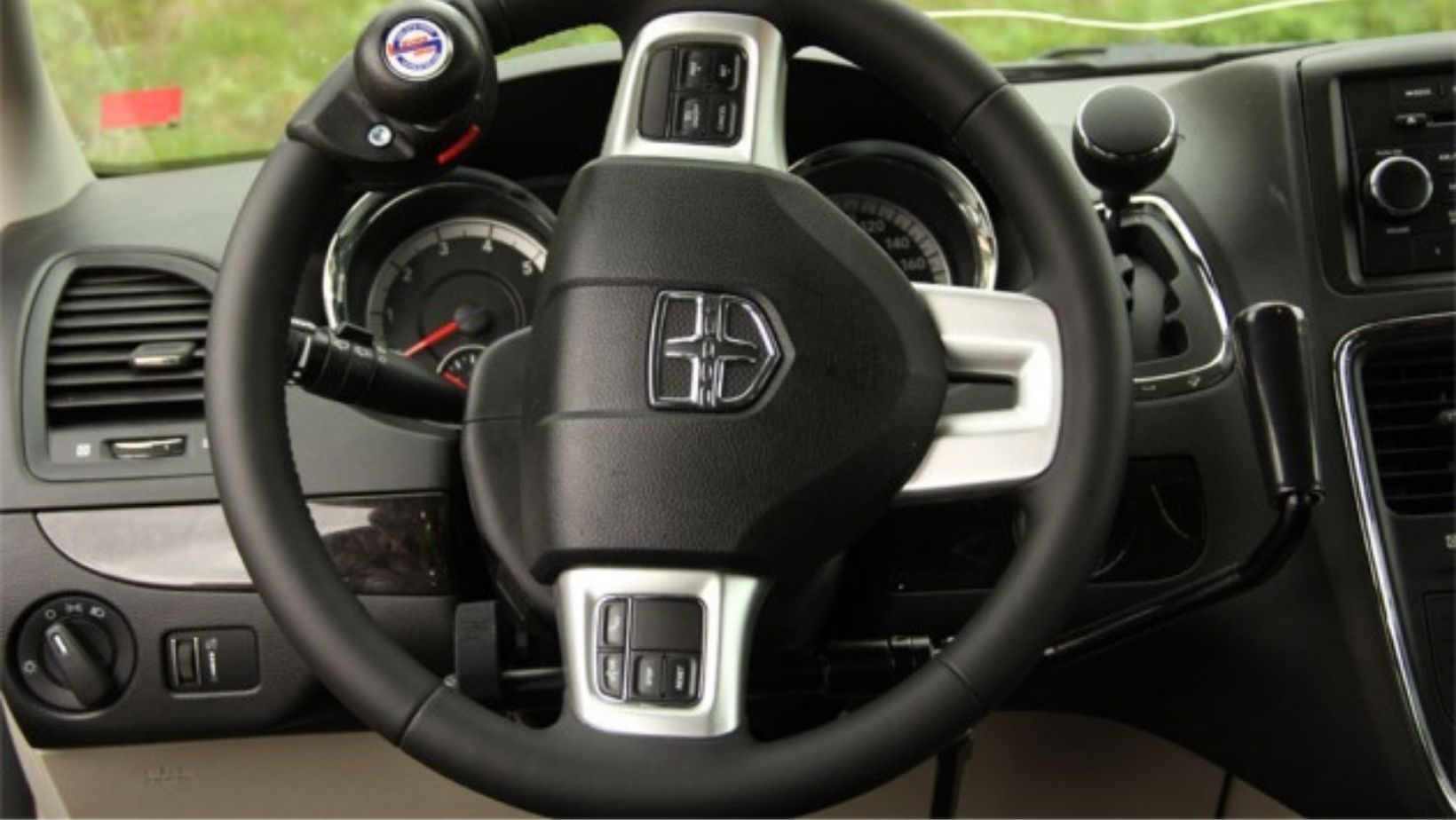 Driving Aids and Car Hand Controls - Clock Mobility of Michigan