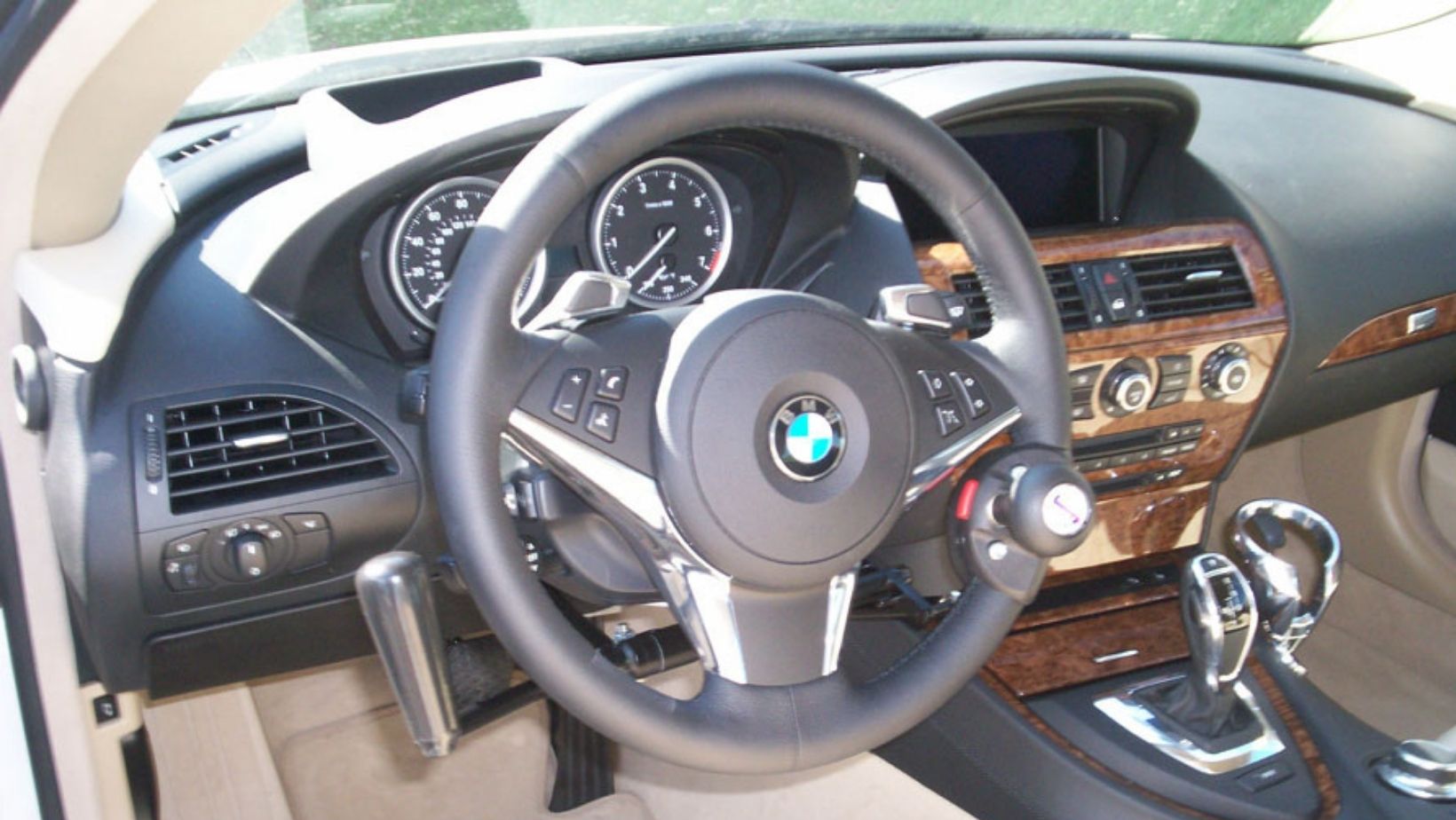 Driving Aids and Car Hand Controls - Clock Mobility of Michigan